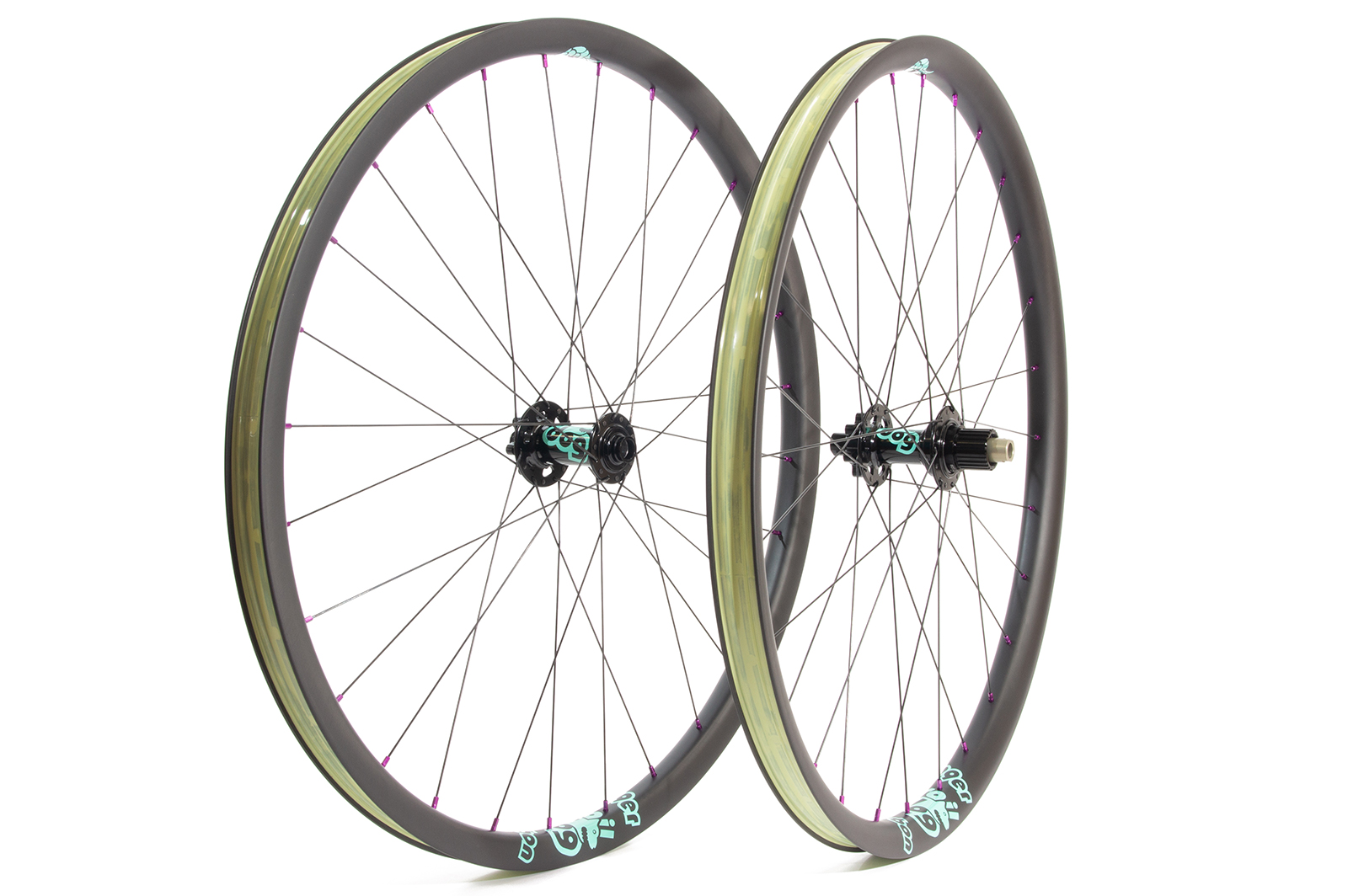 trail & enduro MTB wheels - Just Riding Along